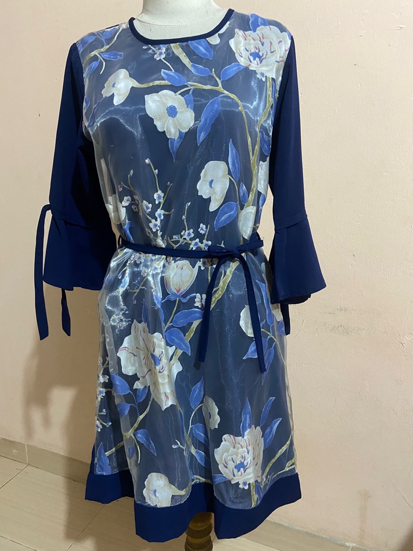 Dress Navy Bunga size M / Dress Wanita / ada tali pinggang bisa lepas ...