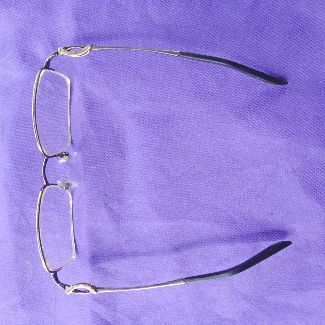 Frame kacamata fred, Fesyen Pria, Aksesoris, Kacamata di Carousell