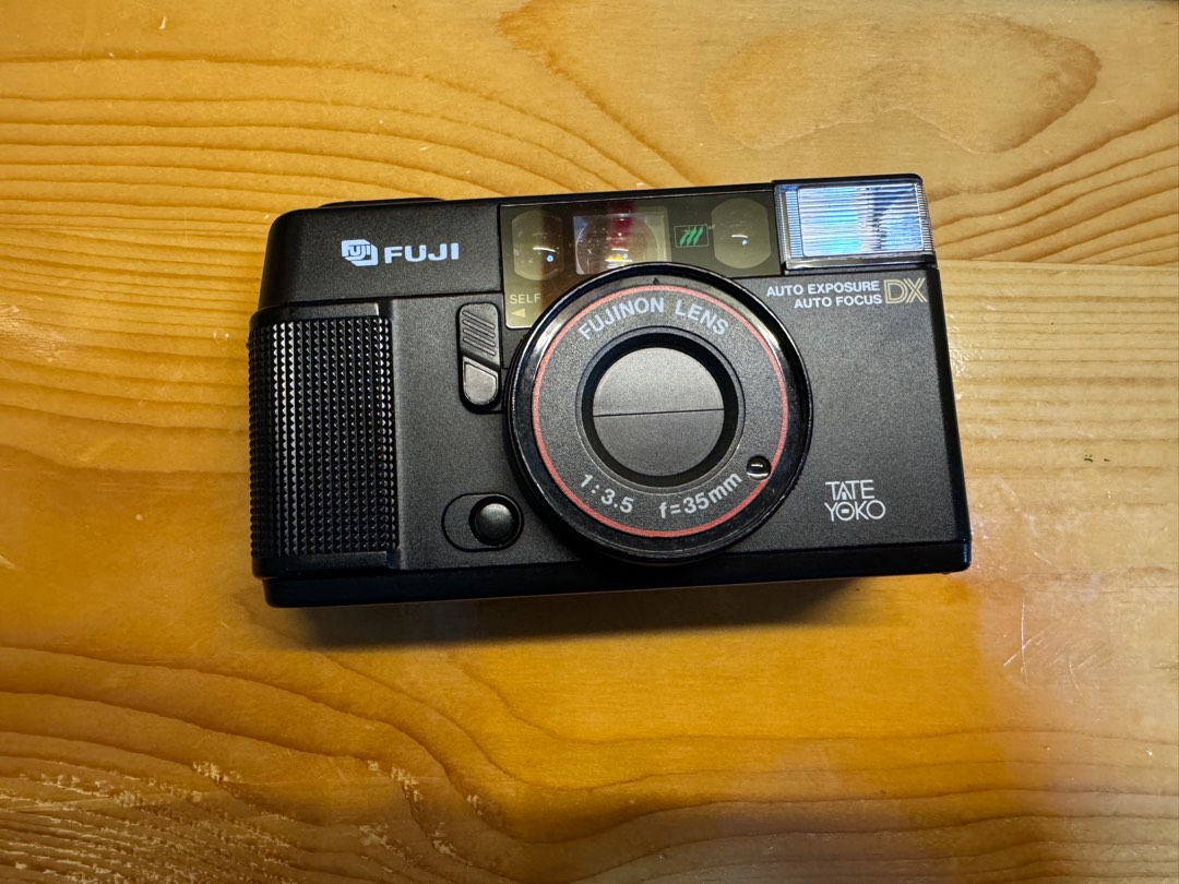 Fuji 菲林相機 Auto-8 QD 爛扣, 攝影器材, 相機 - Carousell