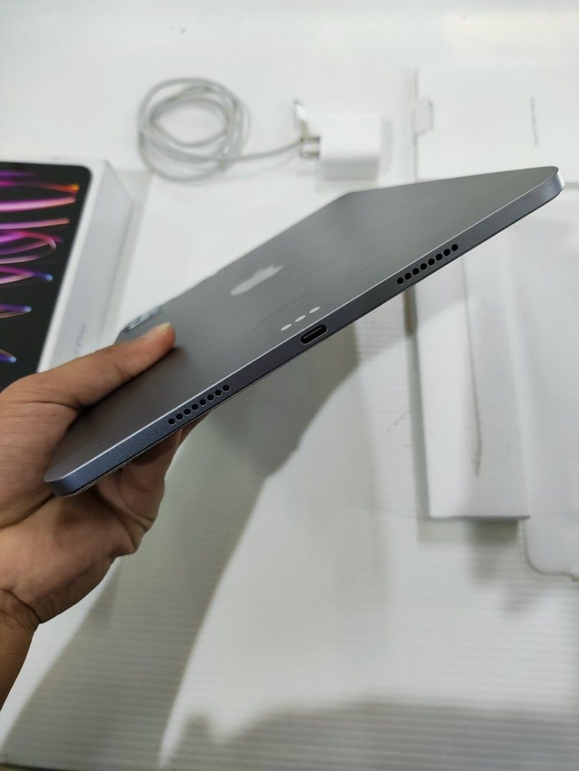 iPad Pro M2 11 inch 128GB Wifi Only Second + Apple Pen Gen 2 Mulus ...