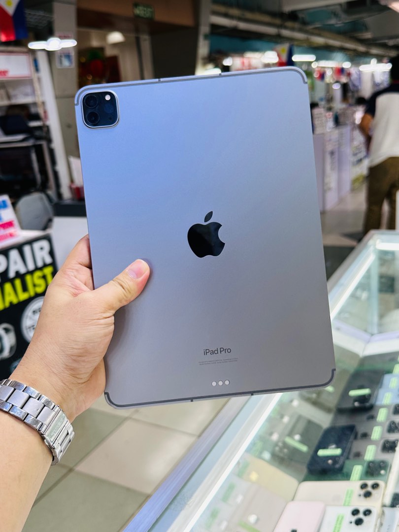 iPad Pro M2 11inch 128GB With sim Cellular 97%smooth with dent, Mobile ...