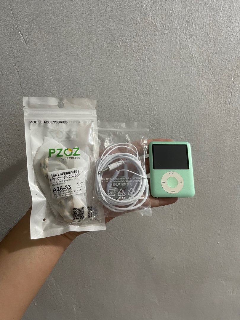 iPod nano 3rd gen 8gb (Mint Green) Good as new, Audio, Portable Music Players on Carousell