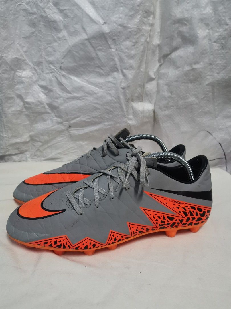 Kasut sukan, Men's Fashion, Footwear, Sneakers on Carousell