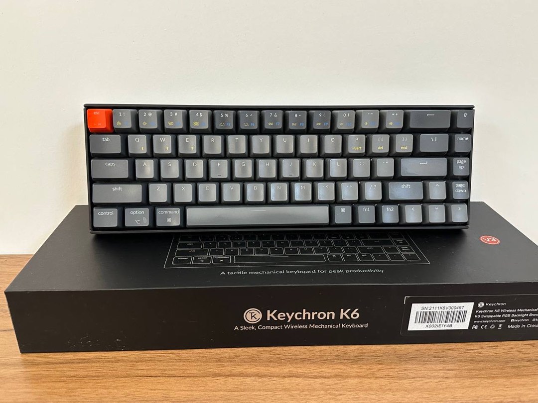 Keychron K6 Mechanical Keyboard ( 65% Layout, Wired/Bluetooh, RGB. Win ...
