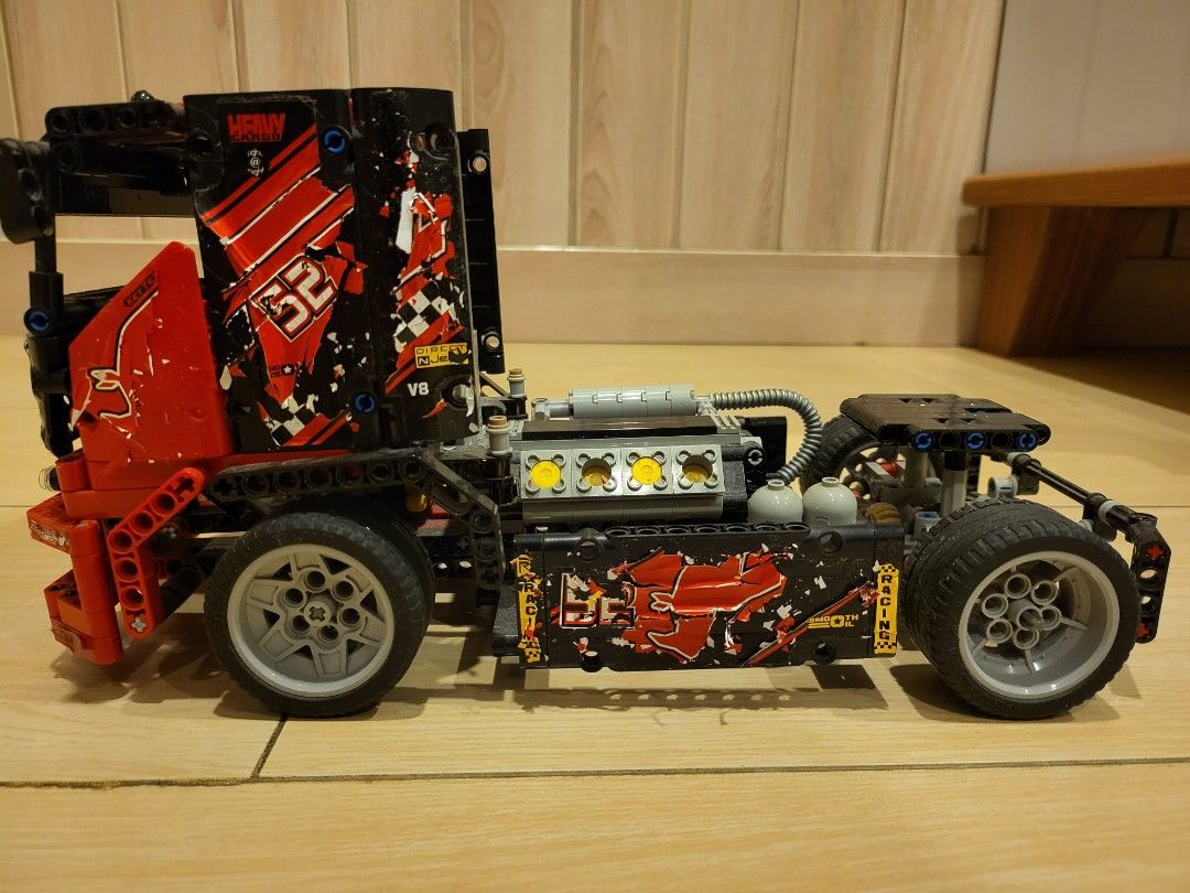 Lego technic ori, lengkap box dan bukunya, sudah terakit, kondisi ...