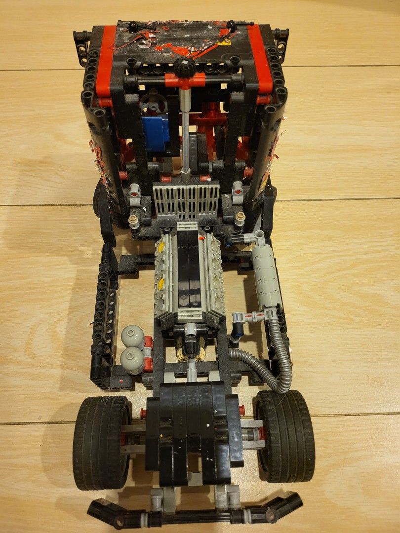Lego technic ori, lengkap box dan bukunya, sudah terakit, kondisi ...