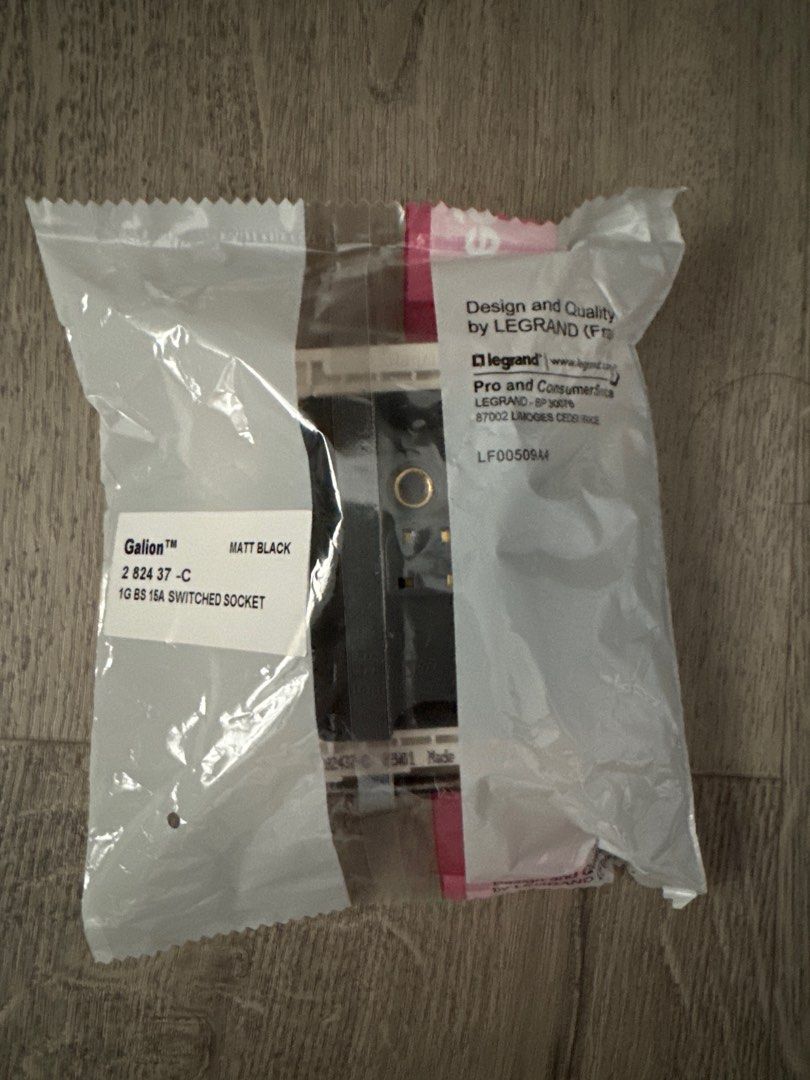 Legrand Galion 1-gang 15A aircon switched socket, TV & Home Appliances ...