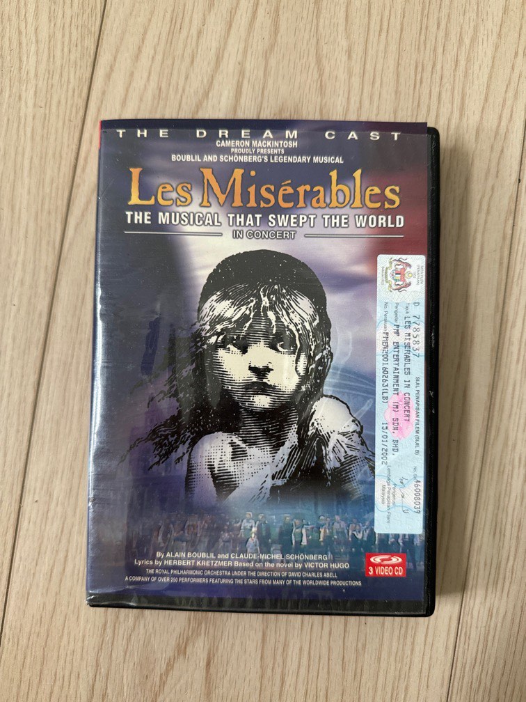 Les Miserables VCD, Hobbies & Toys, Music & Media, CDs & DVDs on Carousell