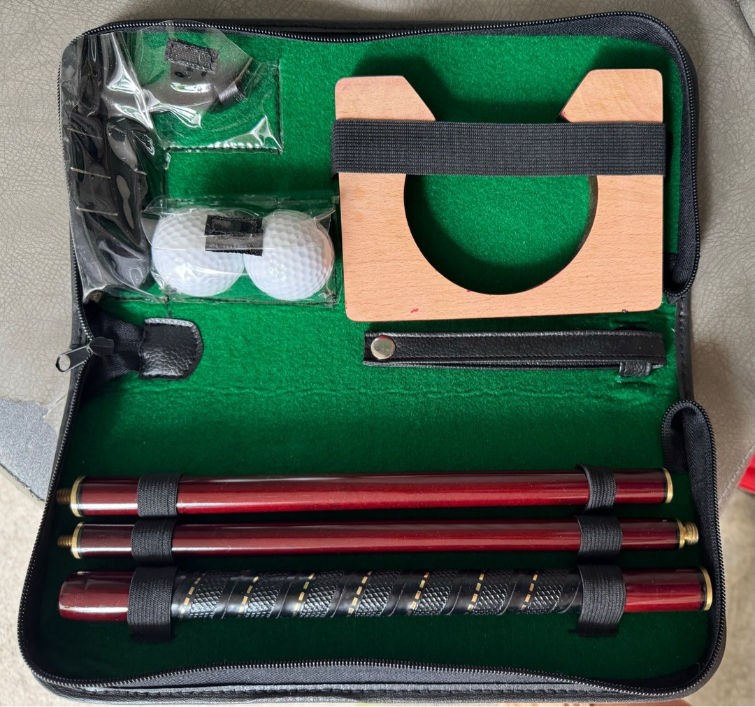 Mini indoor golf set with box, Sports Equipment, Sports & Games, Golf ...