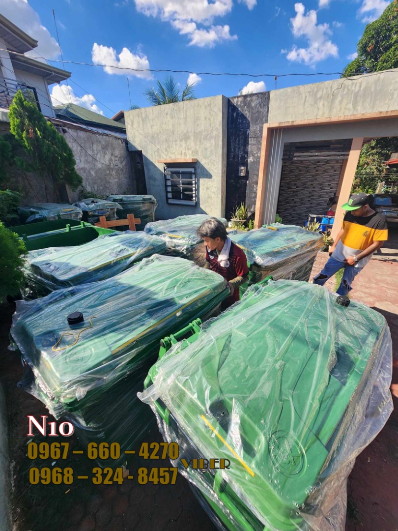 mobile trash bin 660 liters, Furniture & Home Living, Cleaning ...