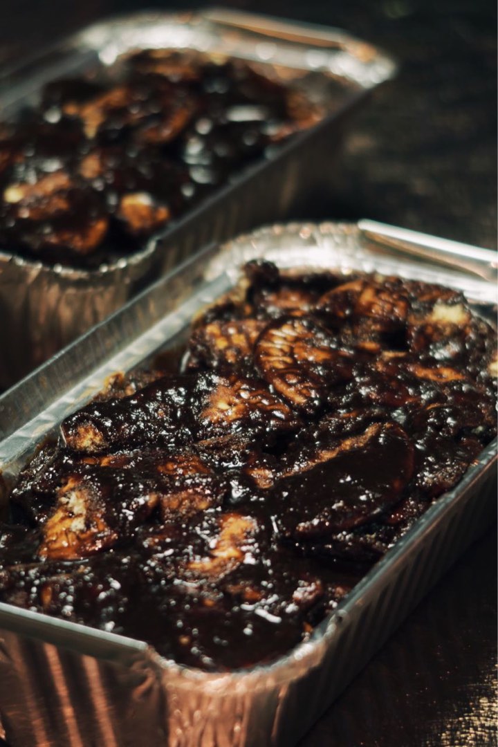 Moisty kek batik, Food & Drinks, Homemade Bakes on Carousell