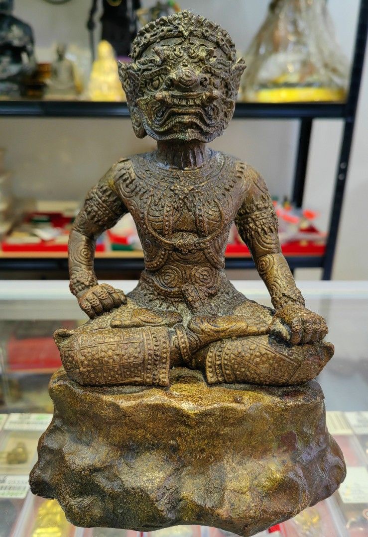 帕皮拉天神Phra Pilap供奉型金身 lp kalong bucha, Hobbies & Toys, Memorabilia ...