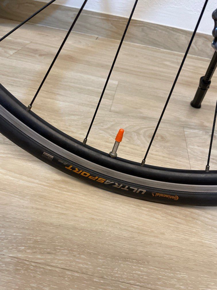 Polygon Helios 400 Road Bike, Sports Equipment, Bicycles & Parts ...