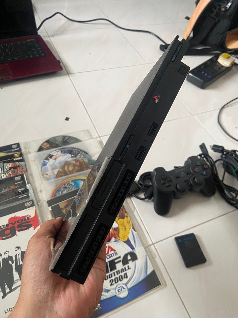 PS2 Slim, Video Gaming, Video Game Consoles, PlayStation on Carousell