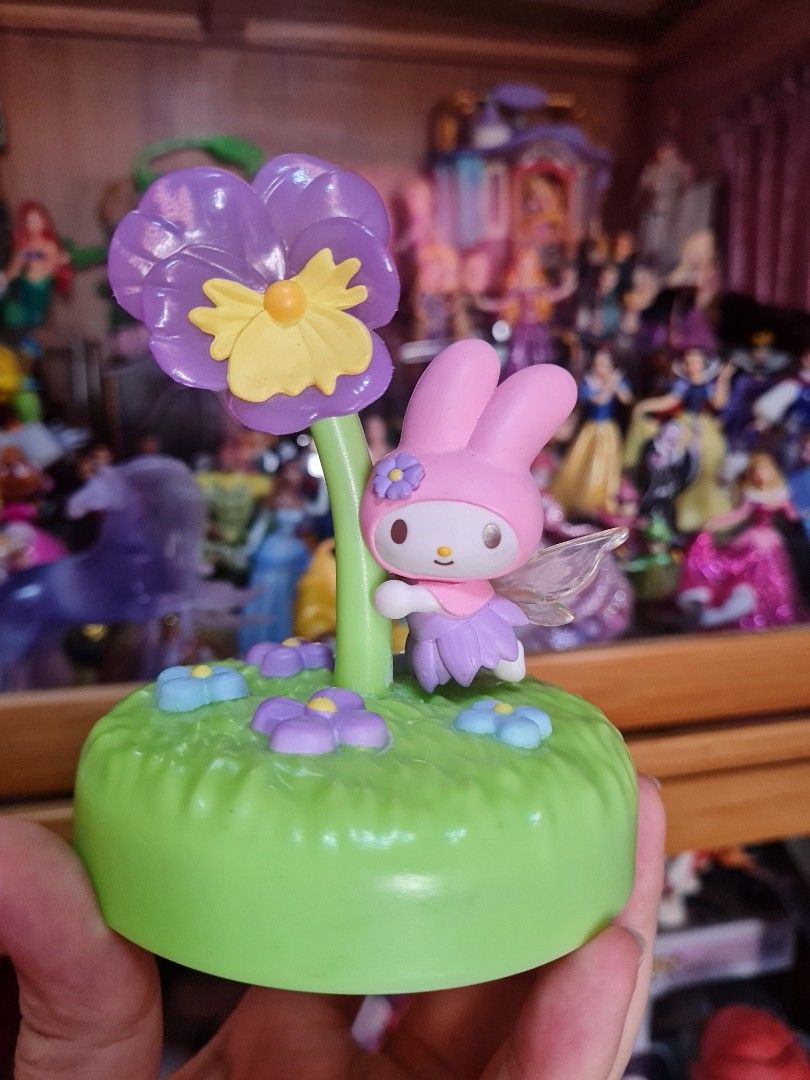 Sanrio My Melody Lamp, Hobbies & Toys, Toys & Games on Carousell