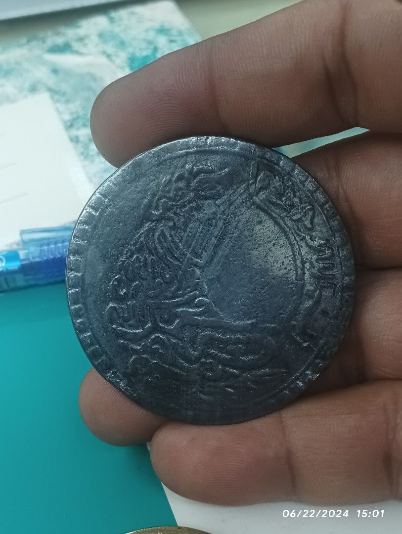 Syiling Yaasin, Announcements on Carousell