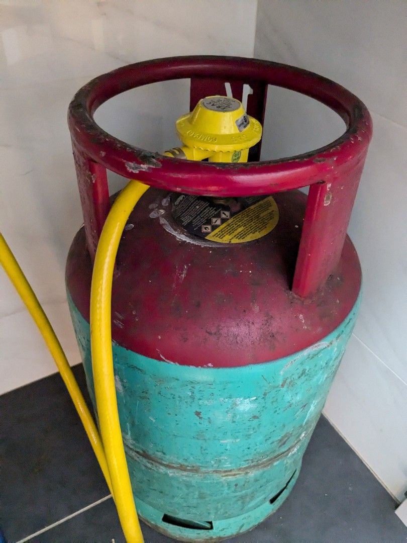 Tong Gas Petronas, Everything Else, Others on Carousell