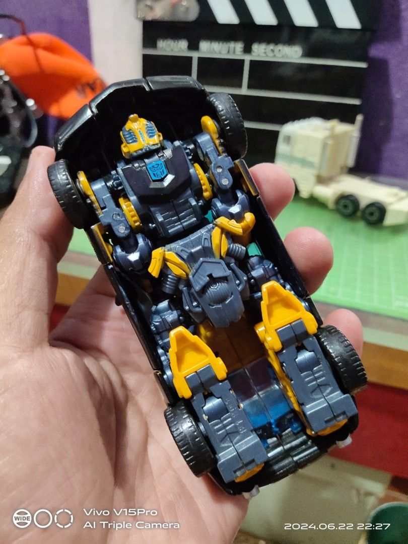 Transformers Movie Deluxe Allspark Power Stealth Bumblebee Hasbro ...