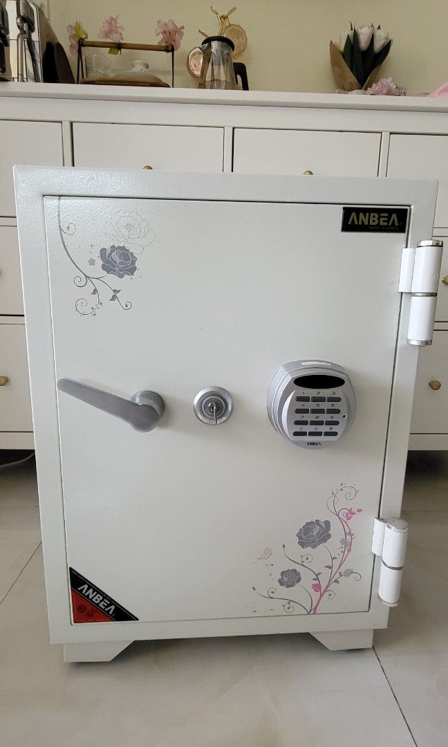 ️新淨Anbea 韓國製防火夾萬帶警報器 未滿2年 快取小議 made in Korea Anbea Safe deposit box 保險櫃 ...