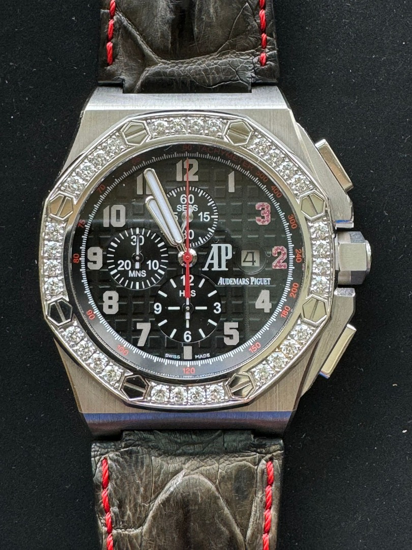 Audemars Piguet Royal Oak Offshore Shaq, 名牌, 手錶 - Carousell