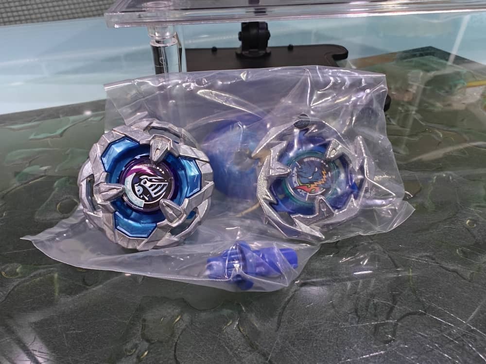 Beyblade X - Dran Sword 3-60F (Special Ver.) & Knight Shield 4-60LF ...