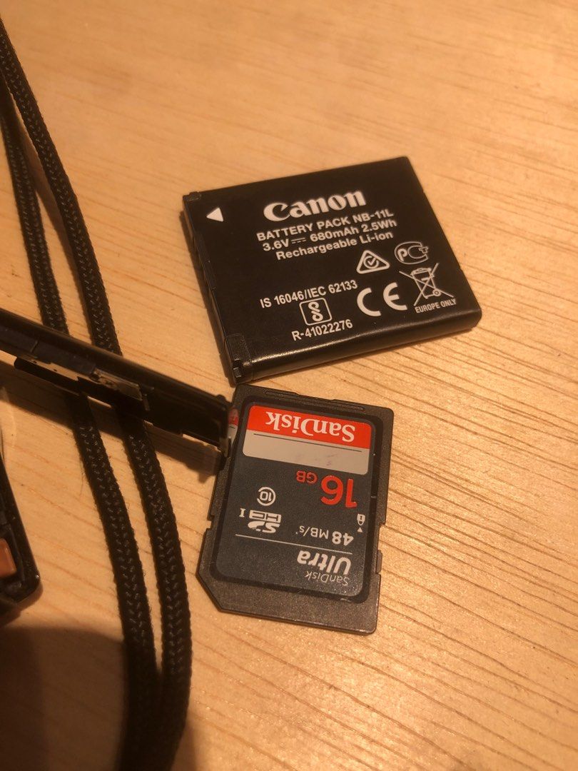 CANON IXUS 8 x OPTICAL ZOOM, Photography, Cameras on Carousell