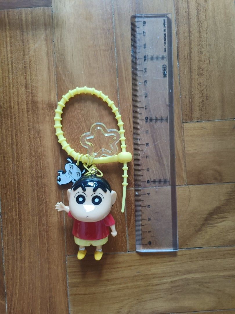 蜡笔小新钥匙扣Crayon Shin-chan keychain, Hobbies & Toys, Toys & Games on Carousell