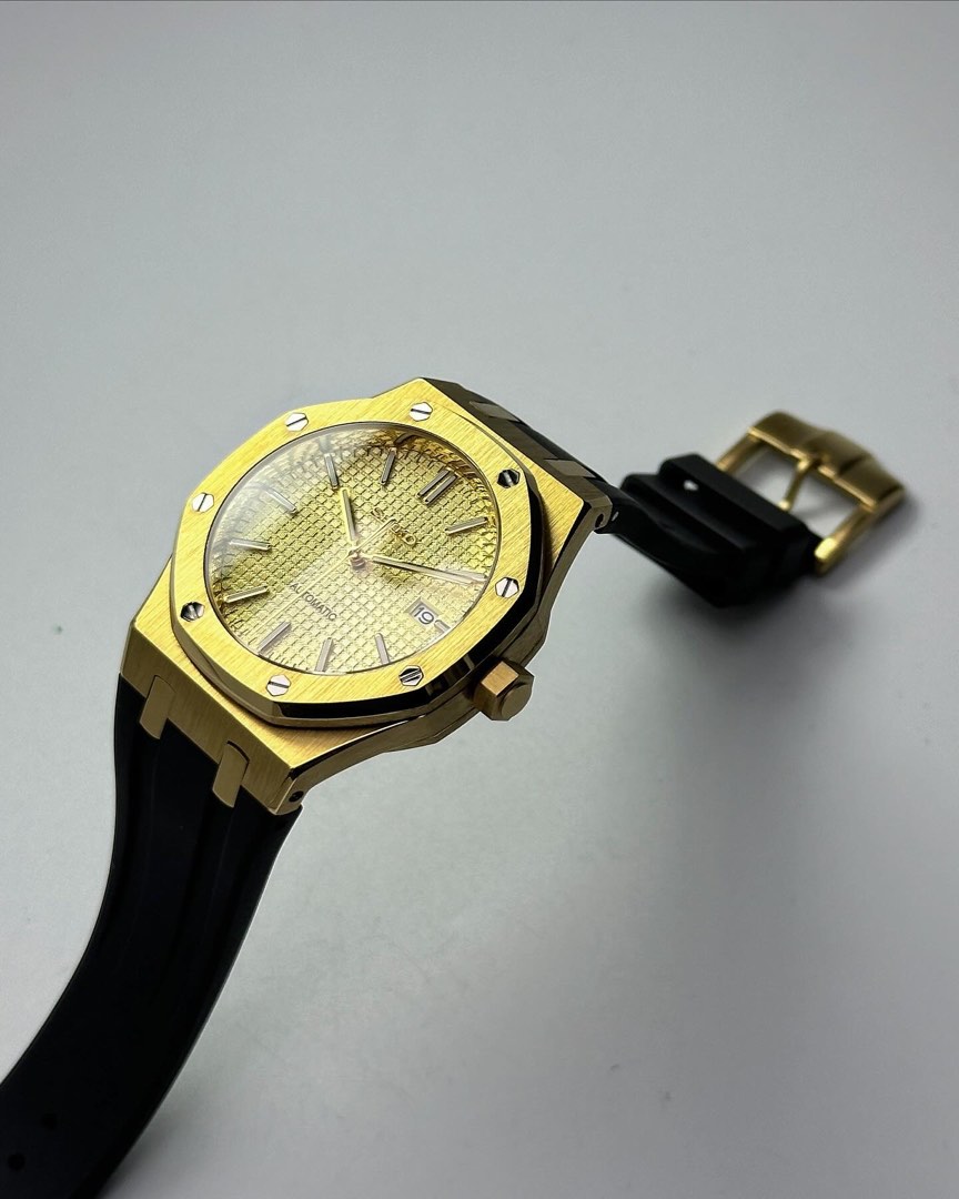 Custom Seiko Mod 41mm Gold AP on black Rubber Strap, Men's Fashion ...