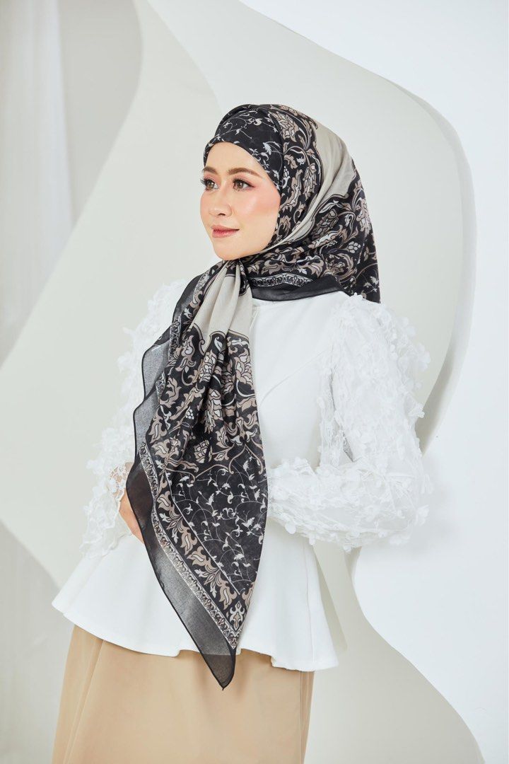 DEARA MADEMOISELLE BLAIR, Women's Fashion, Muslimah Fashion, Hijabs on ...