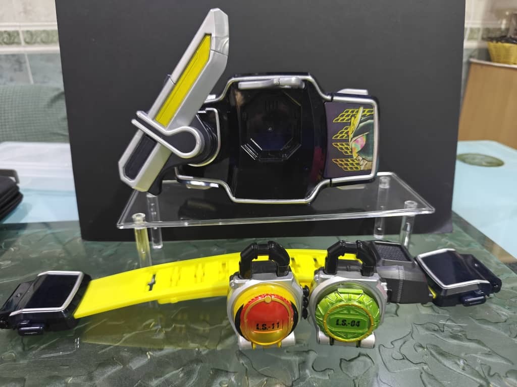 DX Kamen Rider Sengoku Driver + DX Melon Lockseed + SG Mango Lockseed ...