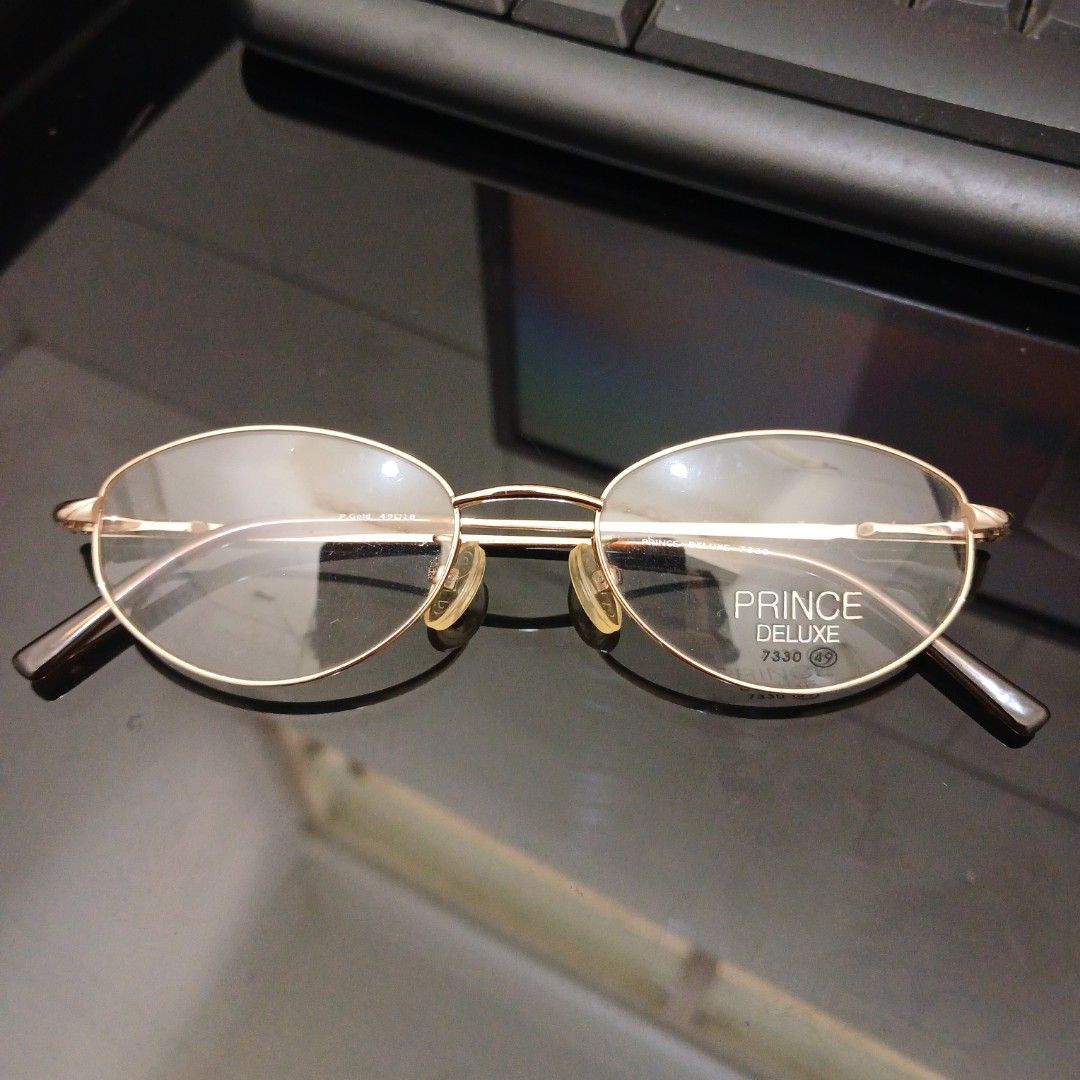 Frame kacamata warna gold vintage merk prince, Barang Mewah, Aksesoris ...