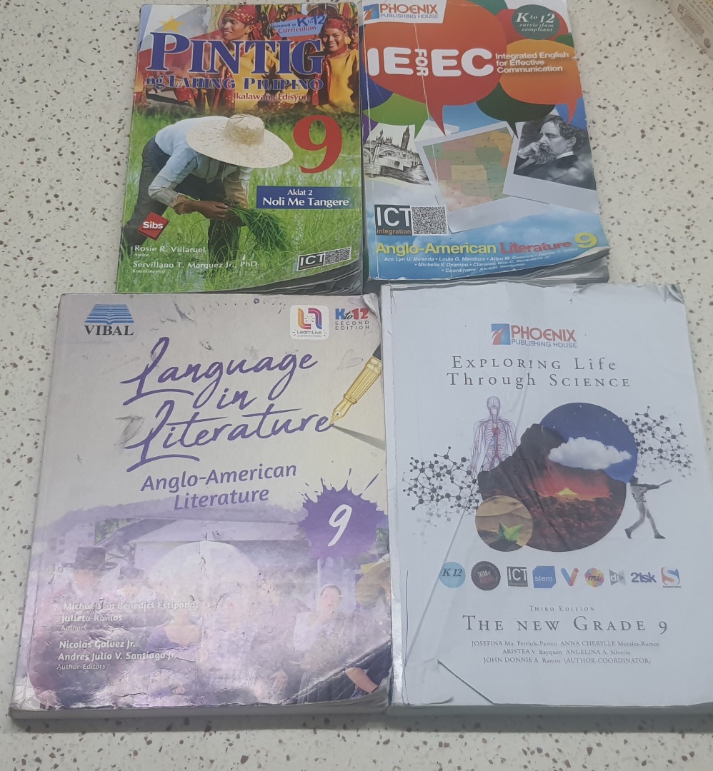 Grade 9 books, Announcements on Carousell