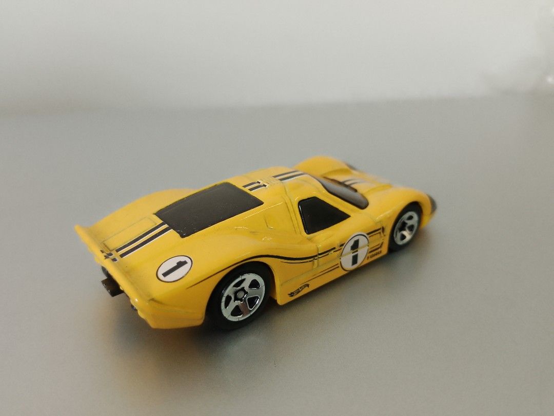 Hot Wheels 1967 Ford GT40 Mk IV, Hobbies & Toys, Toys & Games on Carousell
