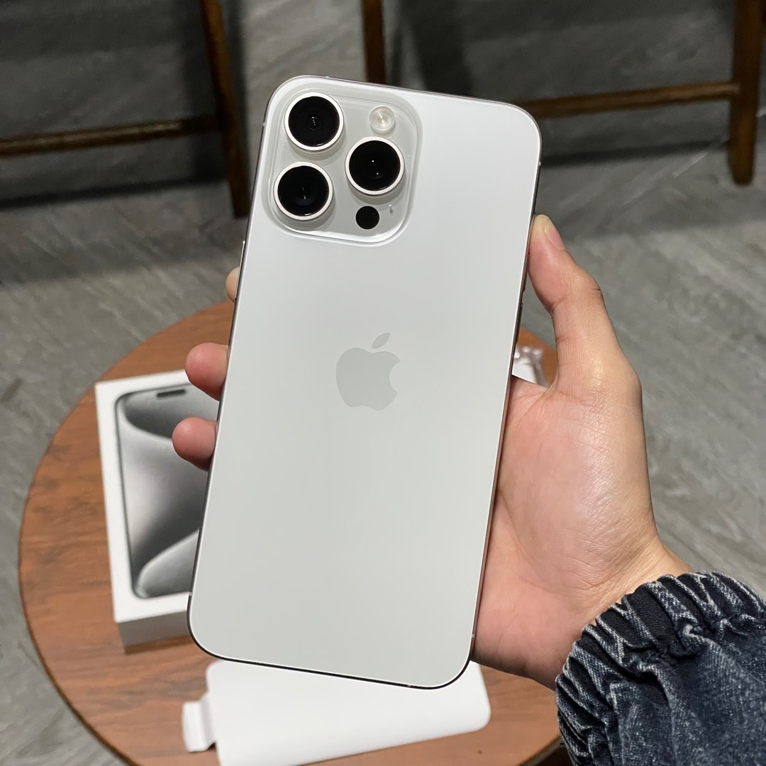 iPhone 15 Pro Max 256gb White Titanium iBox Garansi Panjang, Telepon ...