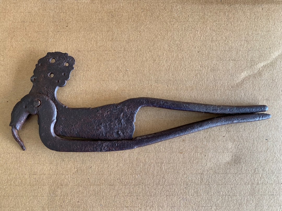 Kacip Pinang BURUNG NAGA No17, Hobbies & Toys, Collectibles ...