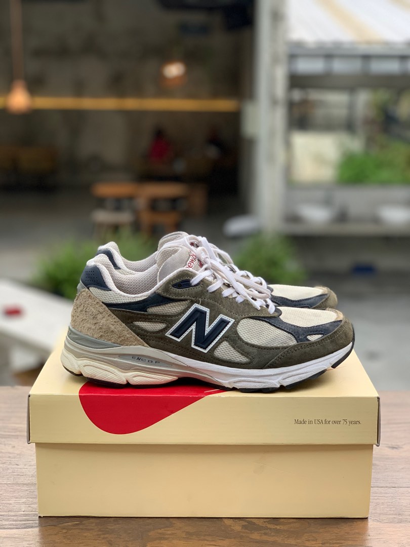 New Balance 990v3 MiUSA Tedy Santis, Fesyen Pria, Sepatu , Sneakers di ...