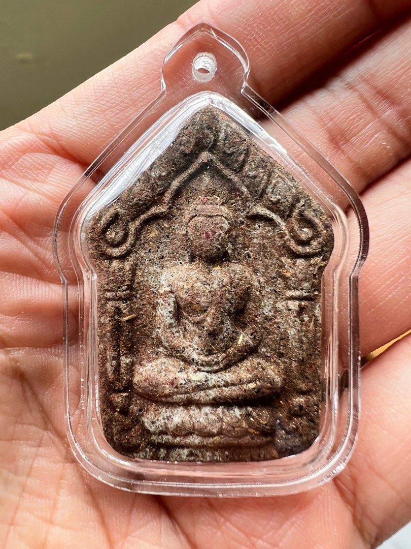 Phra Khun Paen Manee Fad Yah, Hobbies & Toys, Memorabilia & Collectibles, Religious Items on ...