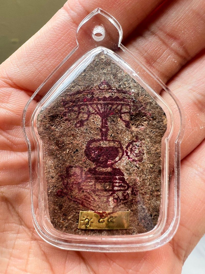 Phra Khun Paen Manee Fad Yah, Hobbies & Toys, Memorabilia & Collectibles, Religious Items on ...