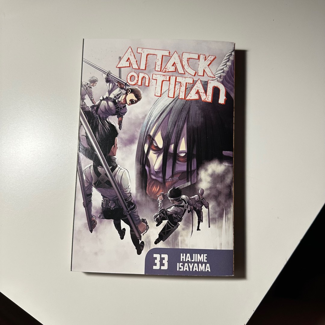 READ DESCRIPTION ️- { PRE - LOVED MANGA } ~ AOT Vol. 33, Hobbies & Toys ...