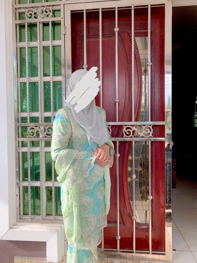 Selendang Bahu, Women's Fashion, Muslimah Fashion, Hijabs on Carousell