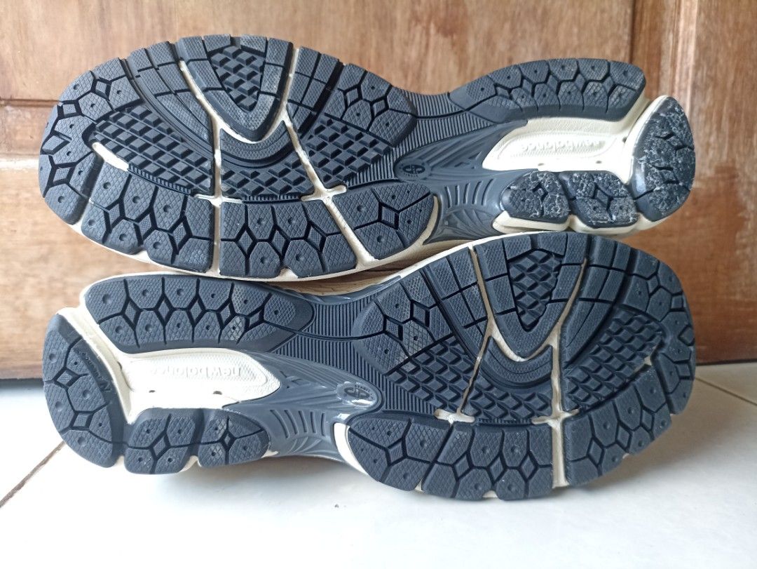 Sepatu NEW BALANCE 2002R/NB 2002R, Fesyen Pria, Sepatu , Sneakers di ...