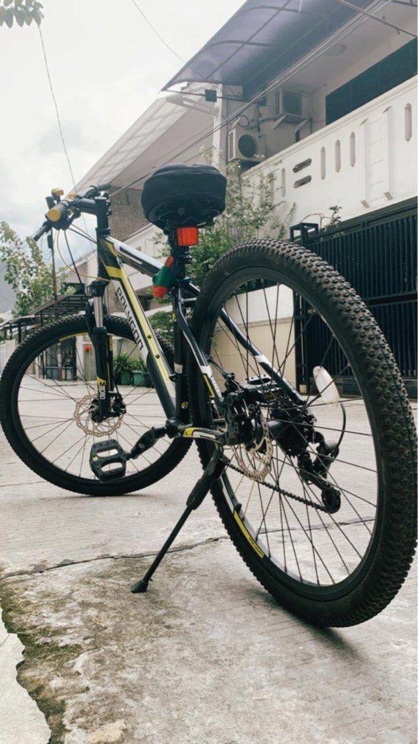 Sepeda Gunung Polygon Monarch 5 2017, Olah Raga, Sepeda di Carousell