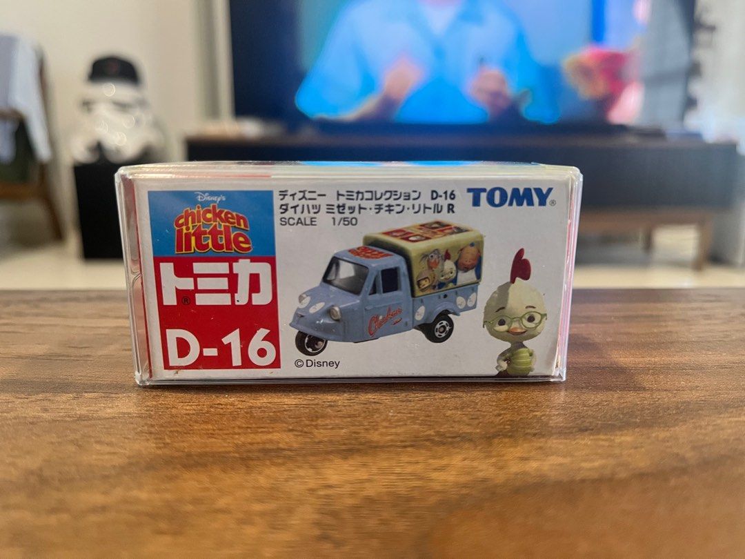 Takara Tomy Tomica Disney Collection D-16 : Daihatsu Midget (Chicken ...