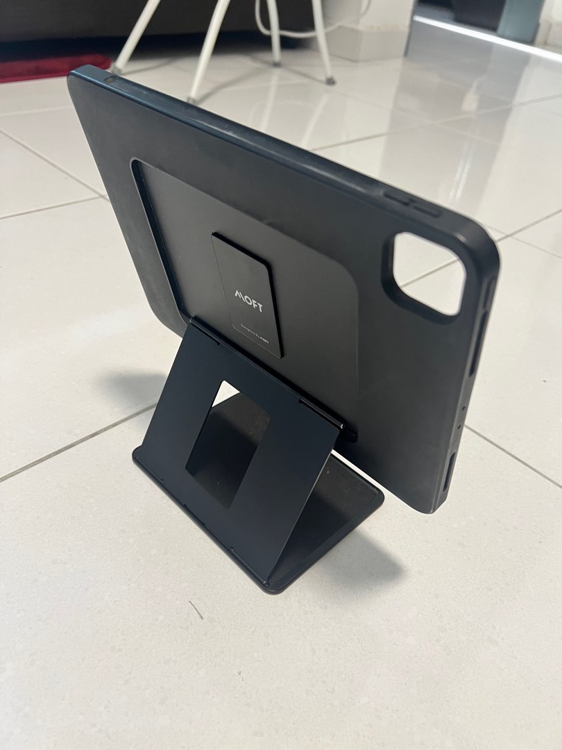 Used MOFT Float Stand & Case for iPad Pro 11”, Mobile Phones & Gadgets, Mobile & Gadget ...