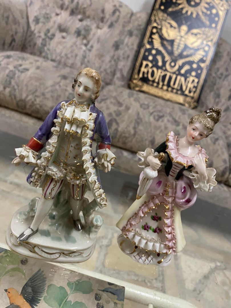 Vintage Collection Figurines, Hobbies & Toys, Memorabilia ...