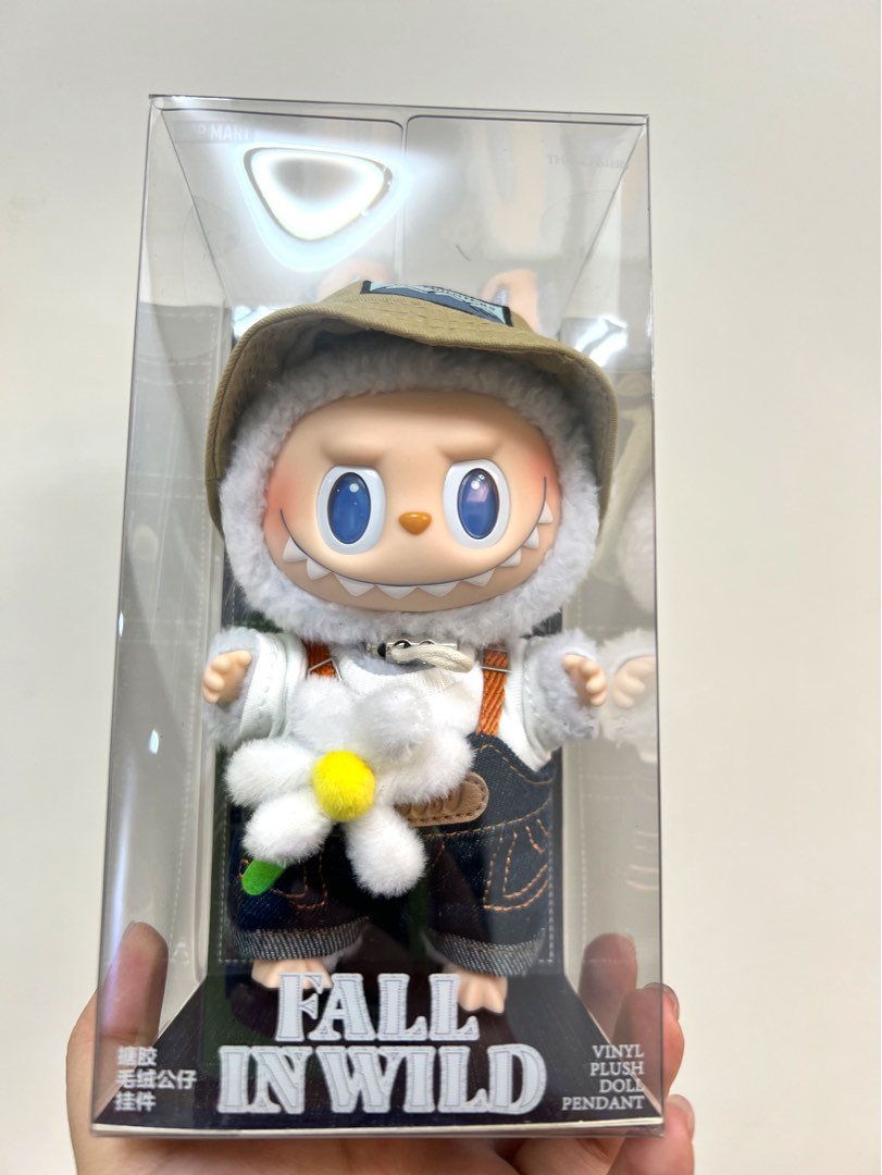 *全新現貨* Pop Mart THE MONSTERS 春天野在家系列 - Labubu 搪胶毛绒公仔挂件 (小野 斷貨皇) Lisa同款 ...