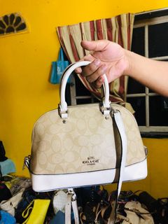 Original Coach Alma, Luxury, Bags & Wallets on Carousell