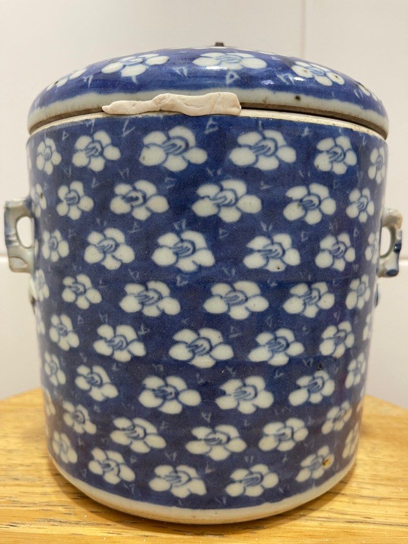 Antique porcelain porridge container, Hobbies & Toys, Memorabilia ...