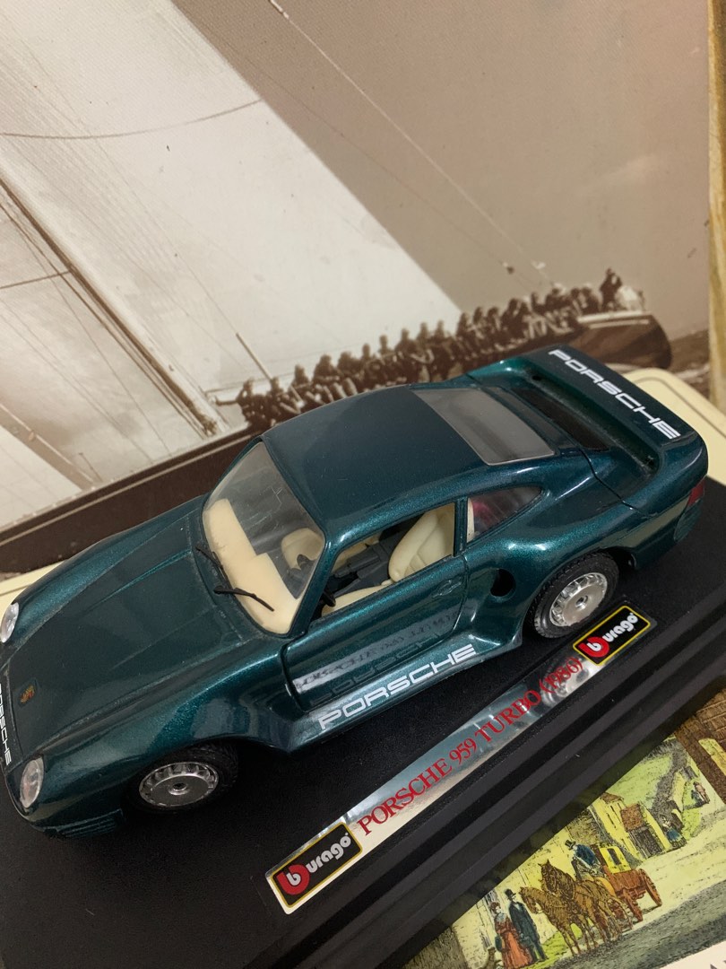 Burago 🔥PORSCHE 959 TURBO (1986)🔥 1/24 Die cast Metallic Green ...