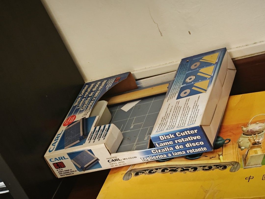 Carl disk cutter, Hobbies & Toys, Stationery & Craft, Craft Supplies ...